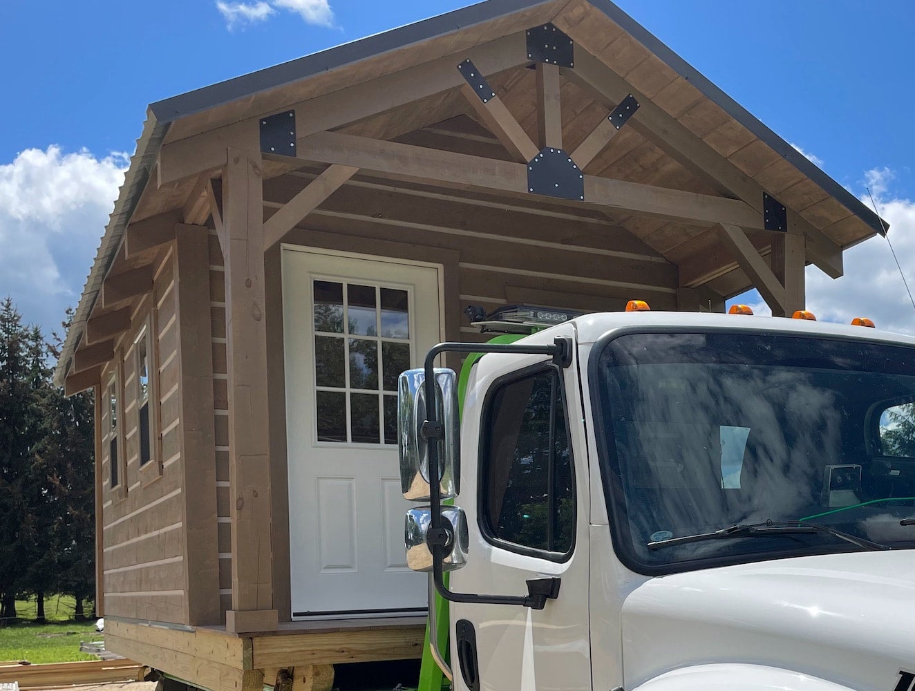 Mini Cabins | Menzel's Amish Shelter & Fabrication