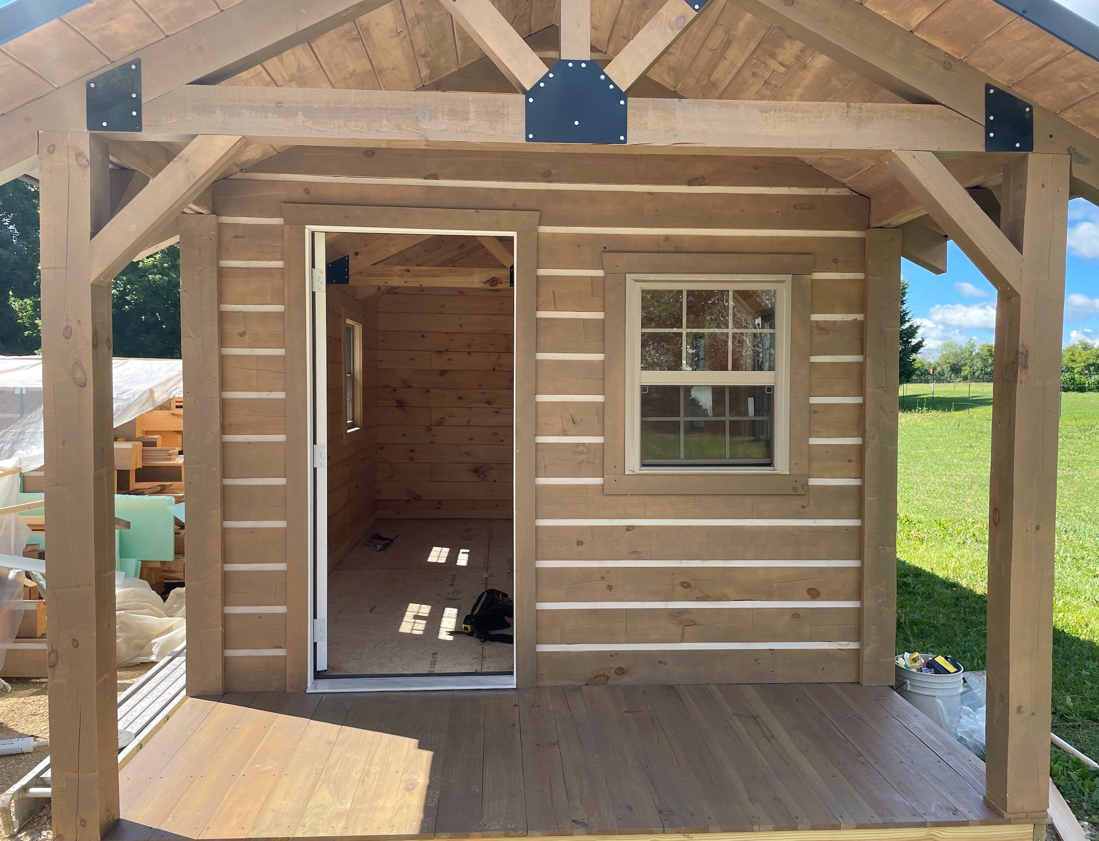 Mini Cabins | Menzel's Amish Shelter & Fabrication